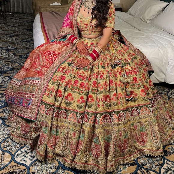 rimple and harpreet | Lehengas | Rimple And Harpreet Lengha Indian ...